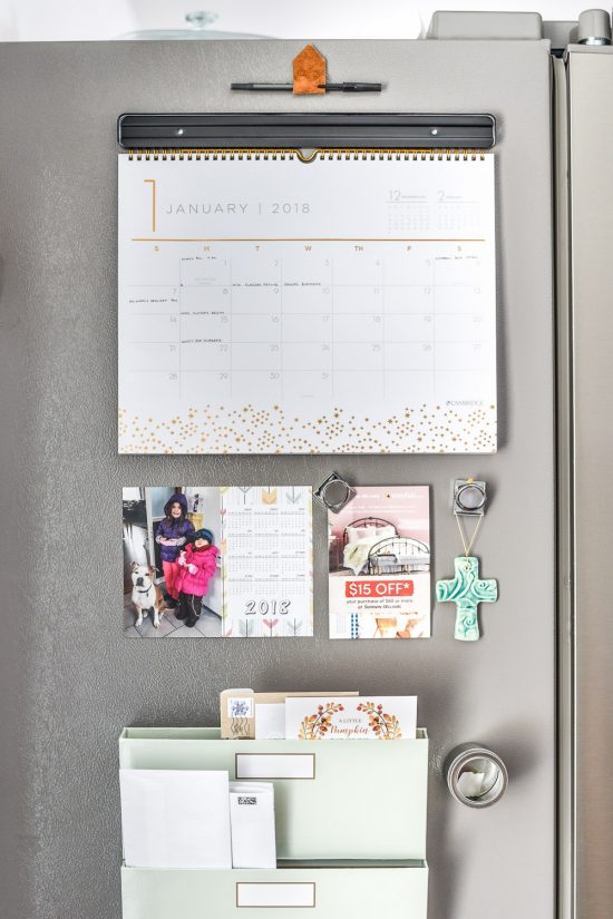 Refrigerator Command Center the Easy Way - The Weathered Fox